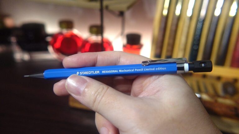 【ヘキサゴナル】ステッドラー 92577 限定色シャーペンを開封レビュー STAEDTLER HEXAGONAL バージョン0 - イラスト画材箱