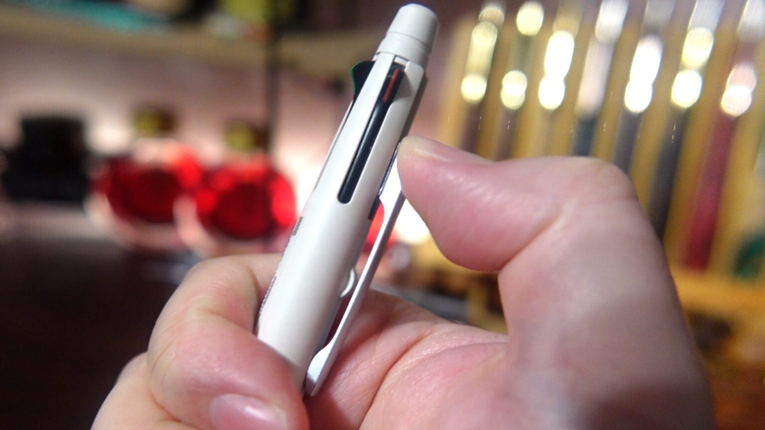 【JETSTREAM 4&1 BAMBOO】竹グリップの多機能ペンをレビュー ジェットストリーム バンブー - イラスト画材箱