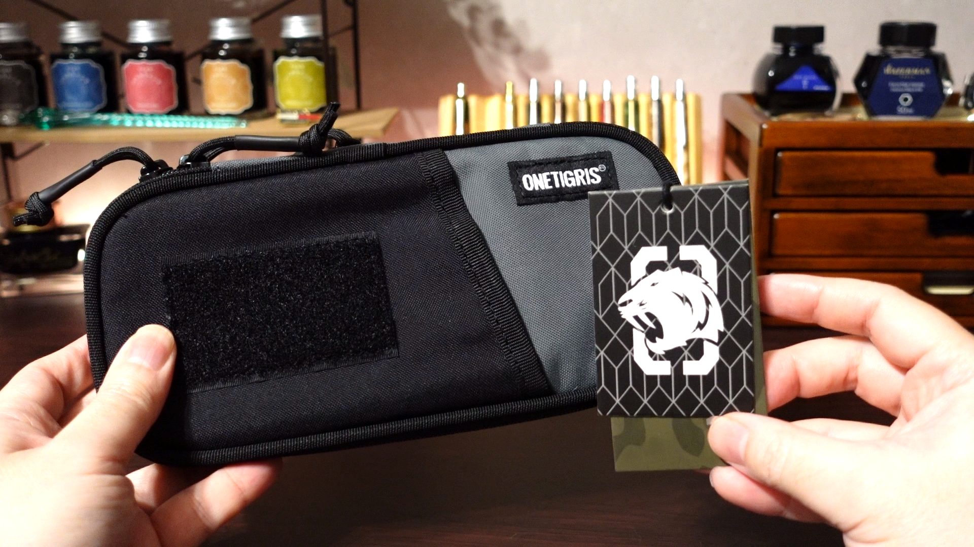 【ワンティグリス】高コスパで超大容量! 2層式ペンケースをレビュー OneTigris Pencase - イラスト画材箱