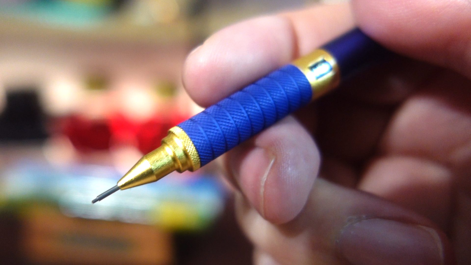 【ロイヤルブルー】STAEDTLER 92535 50年限定モデルを徹底レビュー - イラスト画材箱