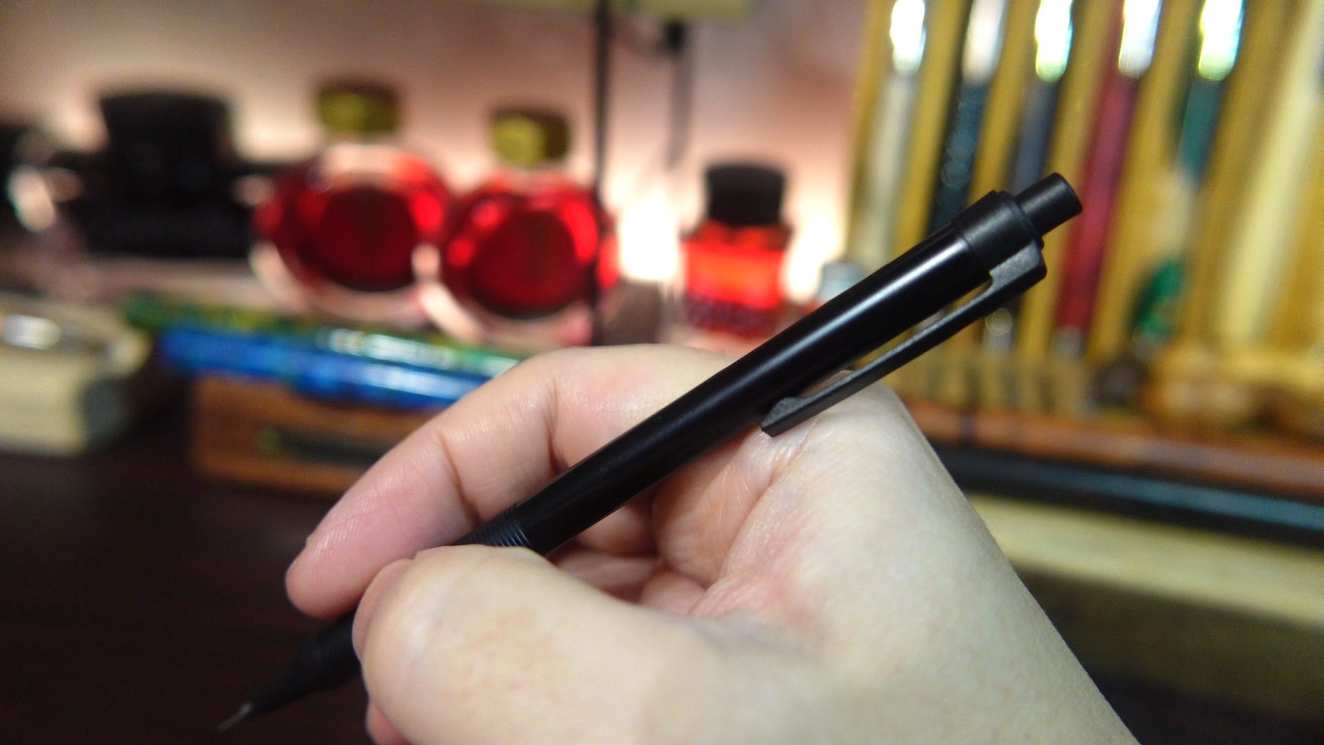 【POST DRAW】ラダイトの新たなシャーペン ポストドロー を徹底解説＆レビュー Luddite - イラスト画材箱