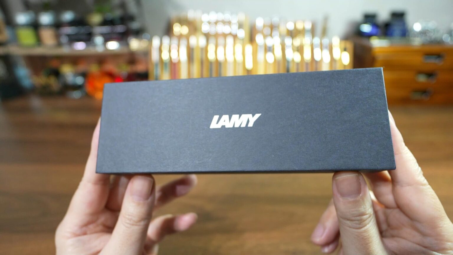 【LAMY accent BR】グリップの着せ替え可能な高級ボールペンを解説＆レビュー | ステーショナリー・トレイル