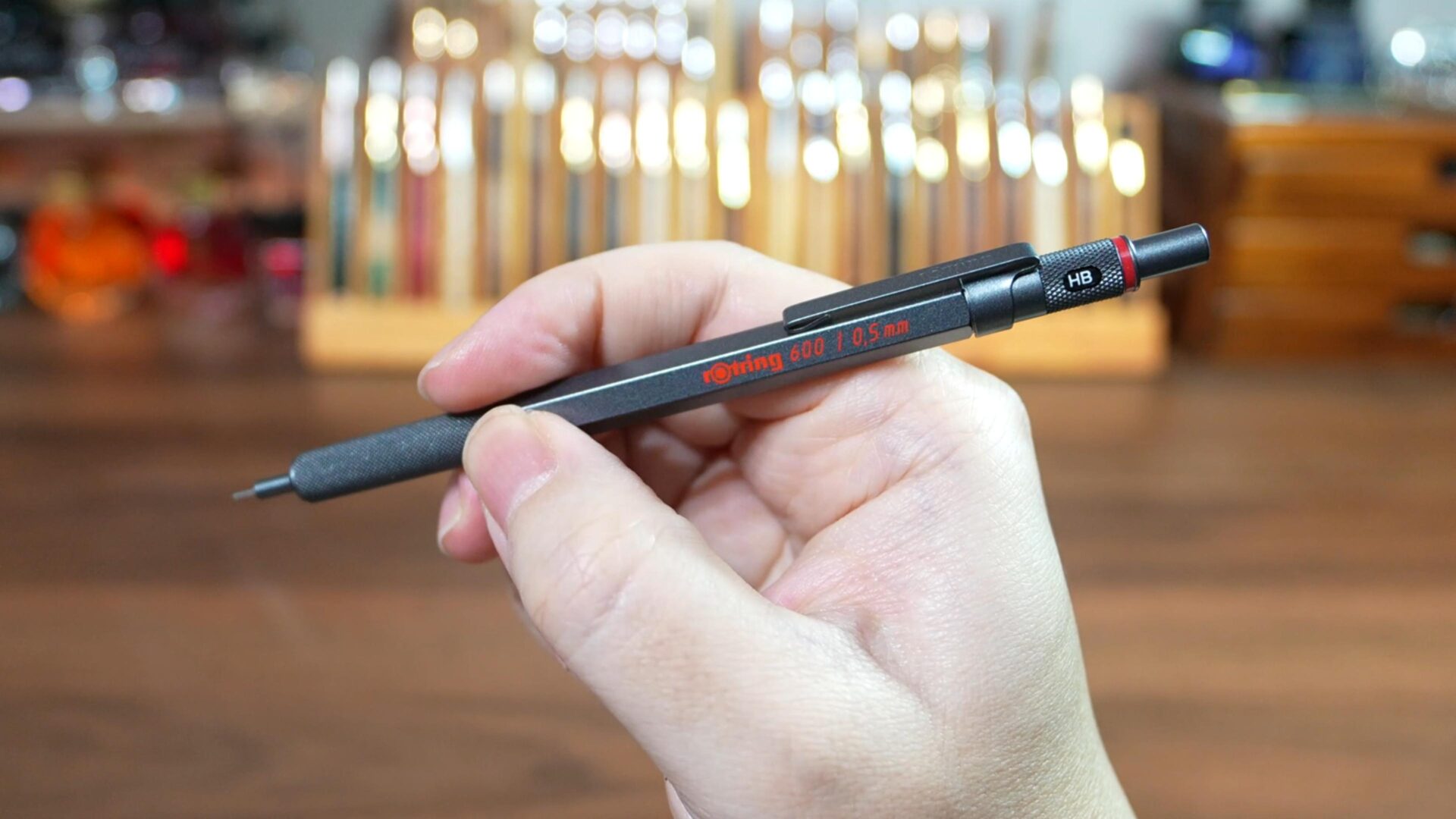 【ロットリング600】かっこよすぎる新色ダークストーンを紹介＆レビュー - イラスト画材箱